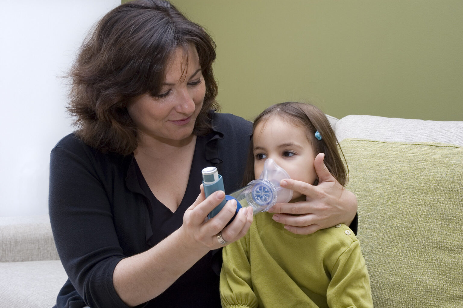 Inhalers in Children: When to Start, Side Effects, etc. | Aashrey Child ...